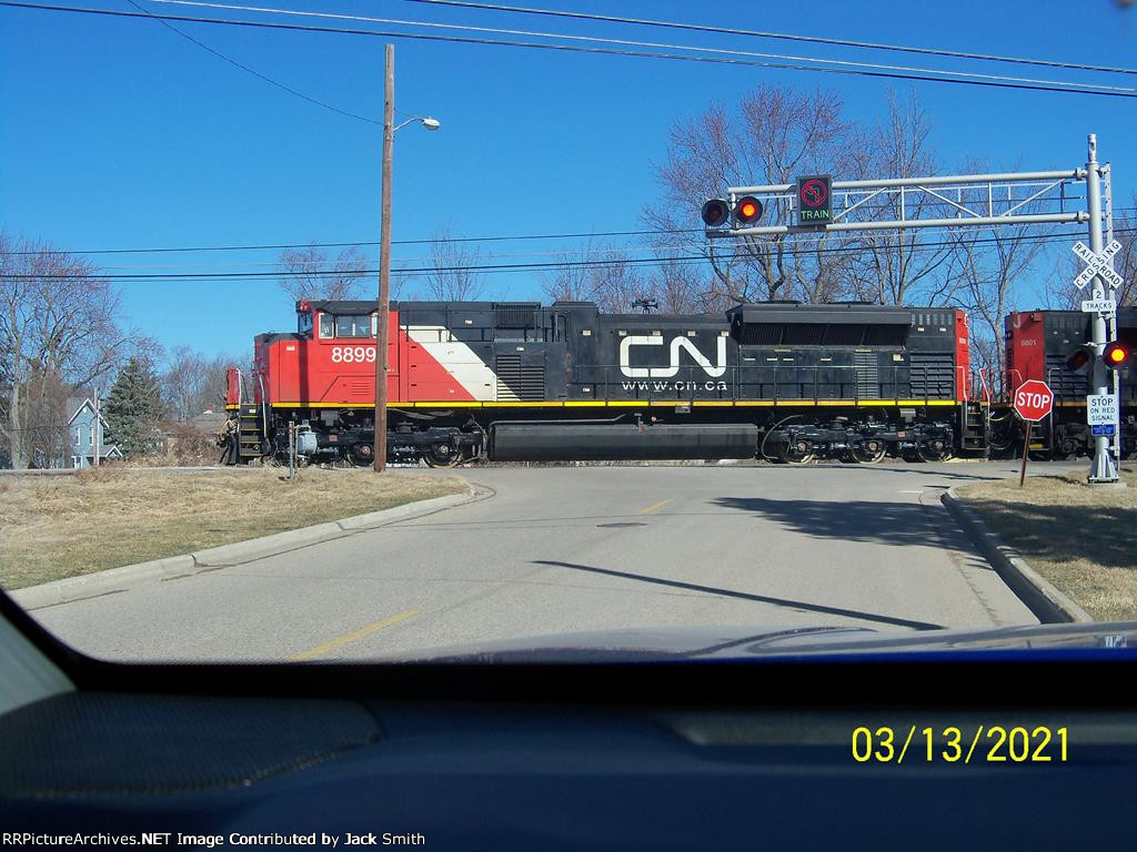 CN 8899